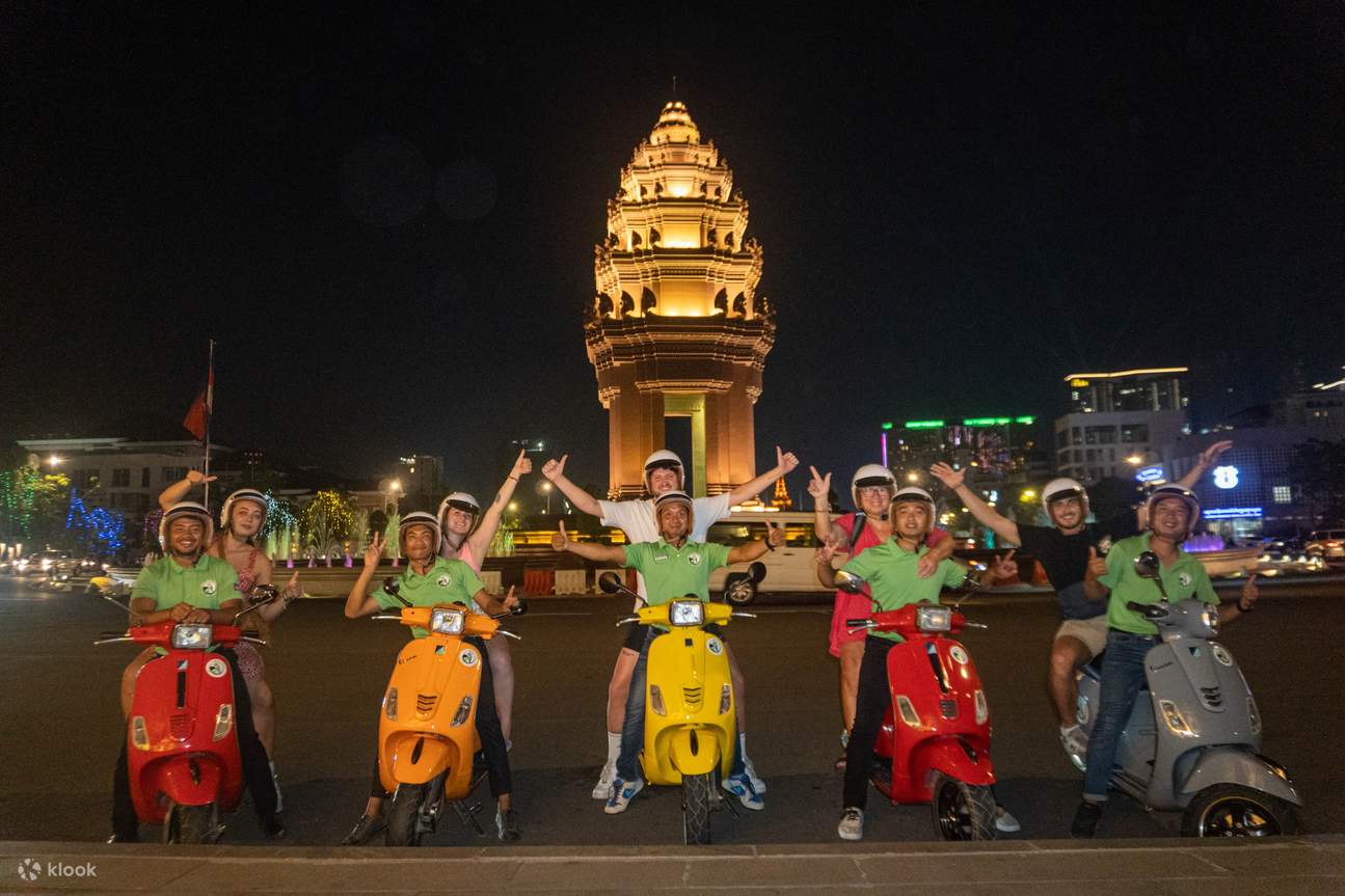 Phnom Penh City Vespa Tour and River Cruise with drinks - Klook