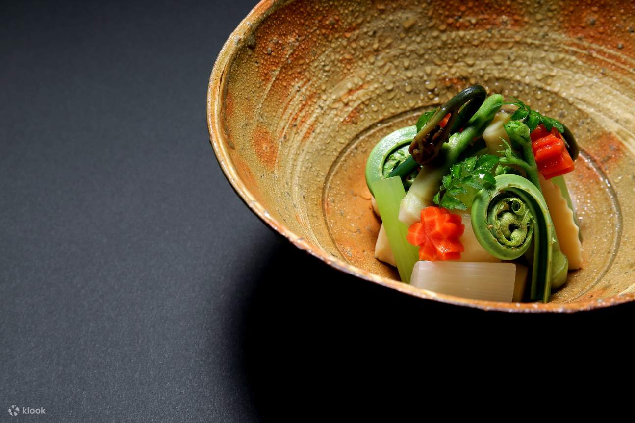 [Kaiseki cuisine with one Michelin star for three consecutive years ...