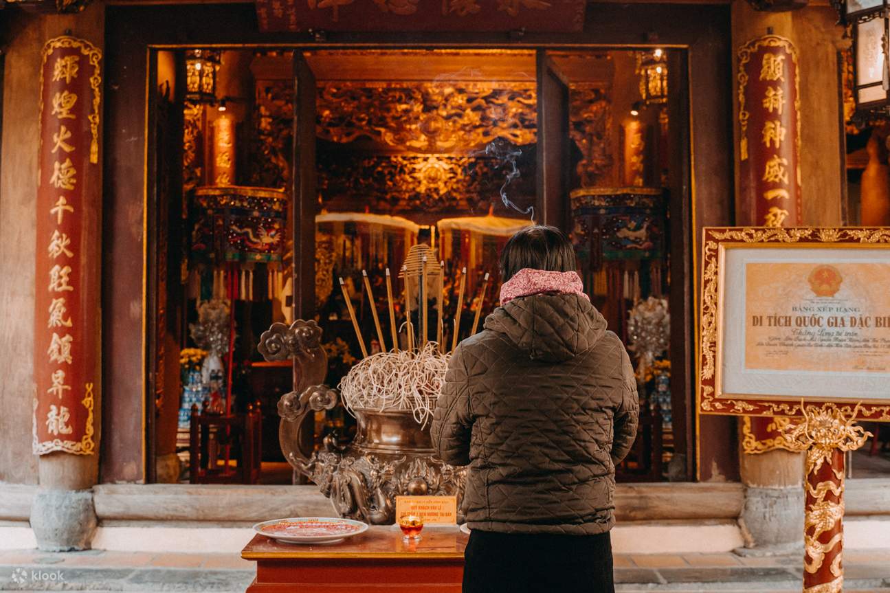 Hanoi Walking Tour: Imprint Of Thang Long-Hanoi Craft Street - Klook ...