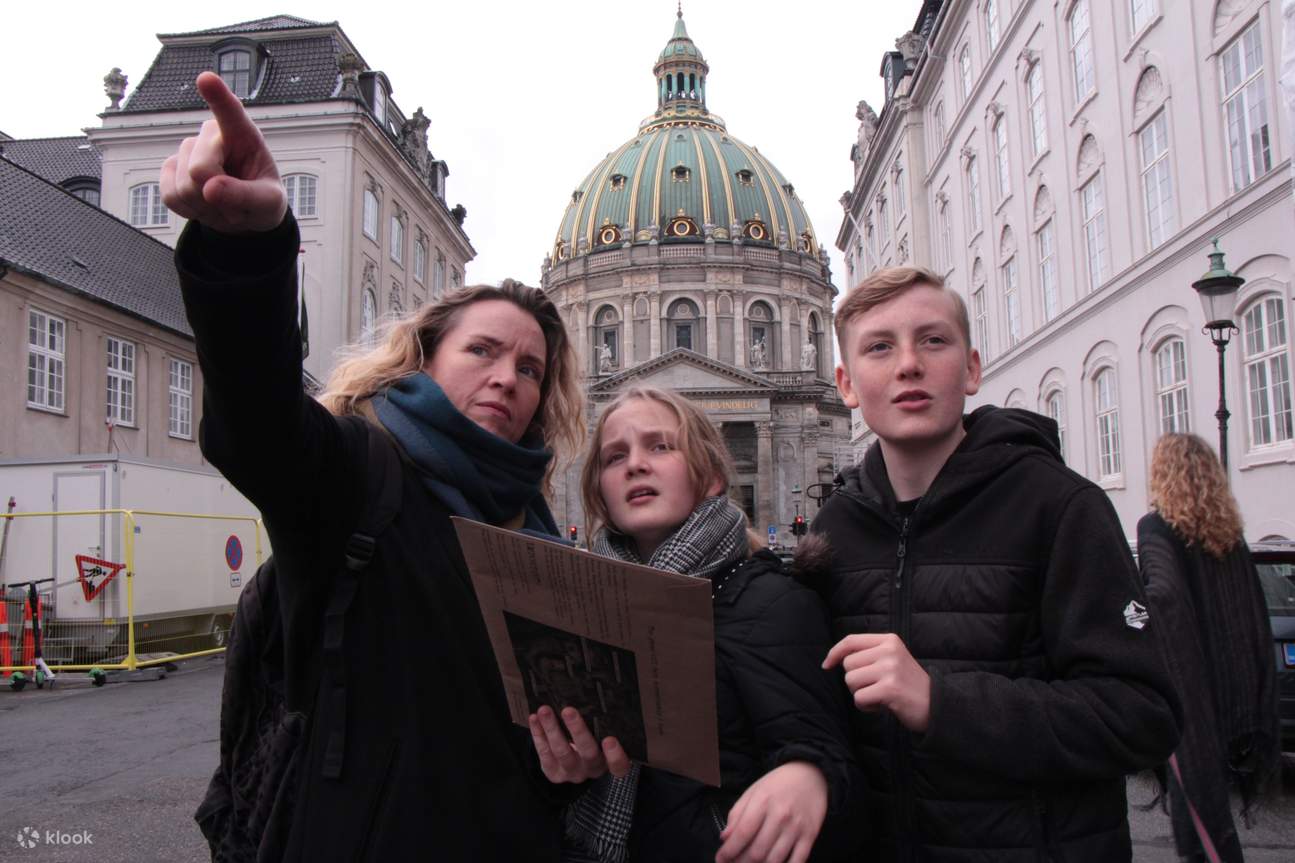 Embark on a Mystery Adventure: Interactive Self-Guided Hunt at Amalienborg Palace - Klook
