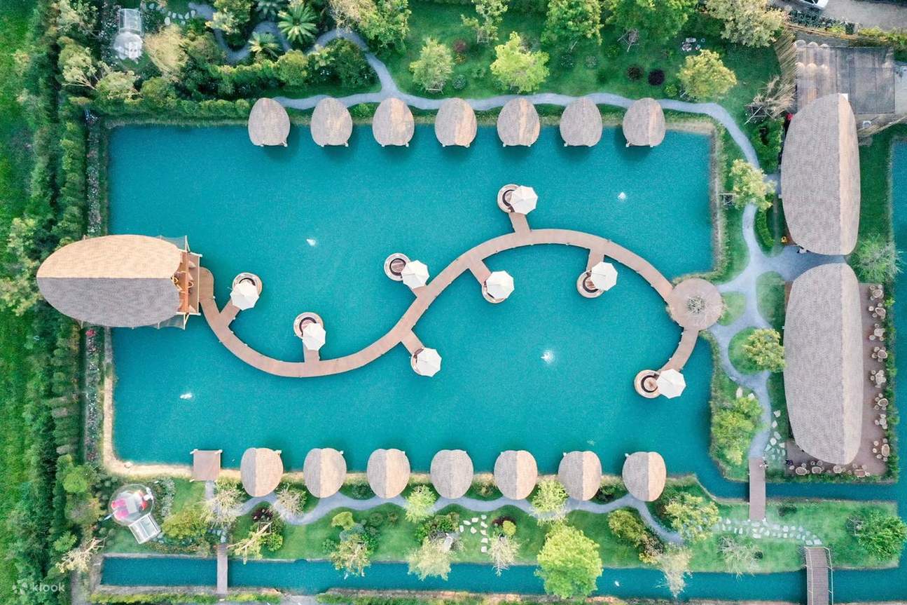 Pelarian terdekat dari Bangkok: Phra Pathom Chedi, Kuil Naga ...