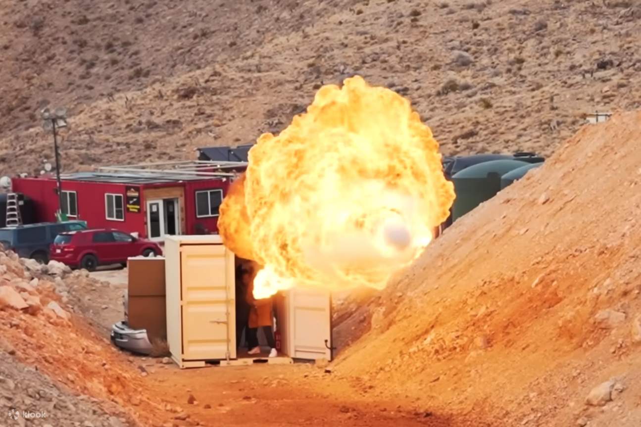 Nehmen Sie an der Flammenwerfer-Erfahrung in Las Vegas teil - Klook ...