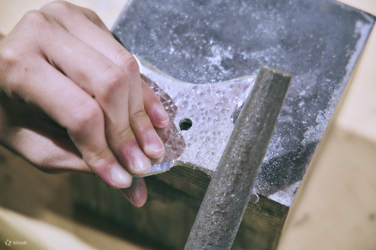 Make Your Own Ninja Weapon from Tin Casting Workshop - Klook Singapore