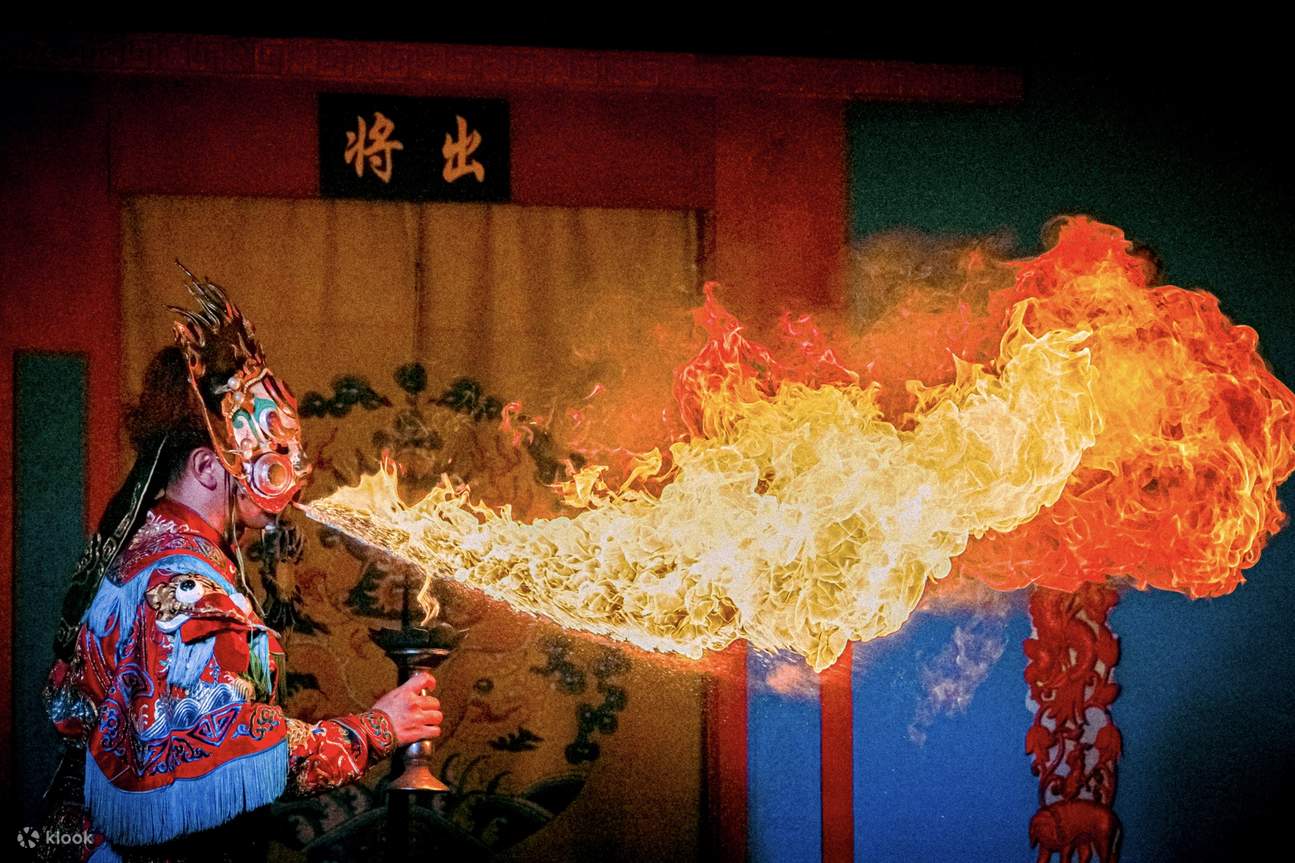 Tickets for Liyuan Guildhall Theater in Chengdu, Sichuan (Sichuan Opera Face Changing + Fire ...