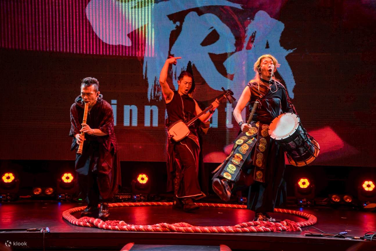 [SUMO BEATS SHOWCASE: A sure-fire hit! A collision of power and sound ...