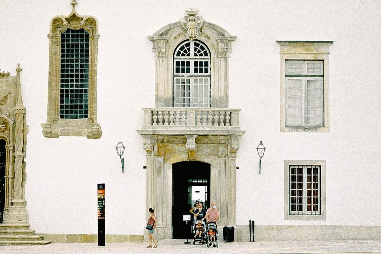 Coimbra Scavenger Hunt and Sights Walking Trip - Klook India