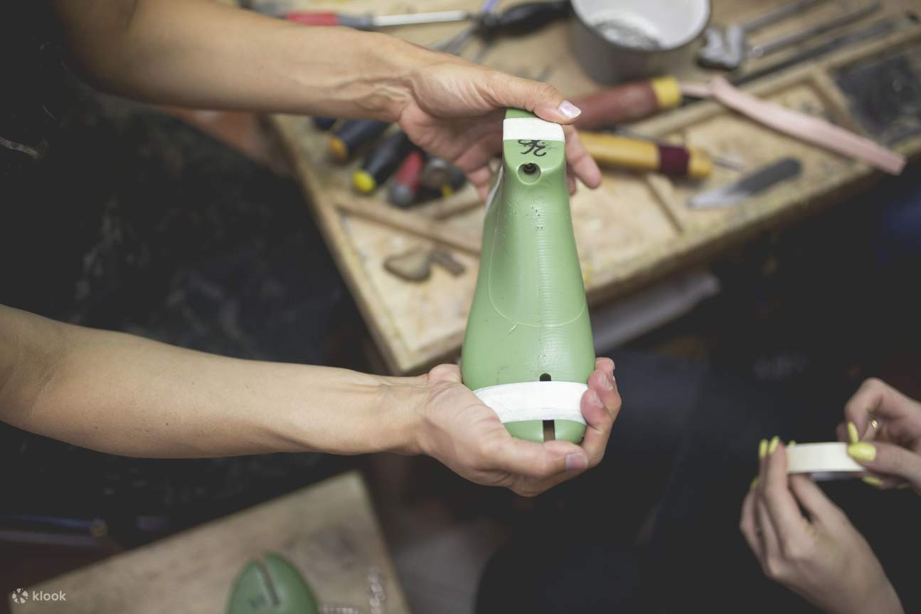 Sandal-Making Workshop in Rome - Klook Australia