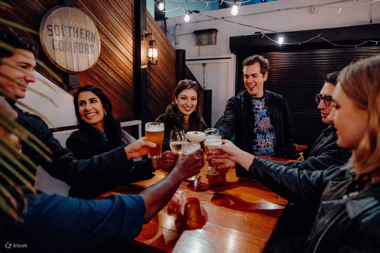 Bar Crawl Experience in Sydney - Klook Australia