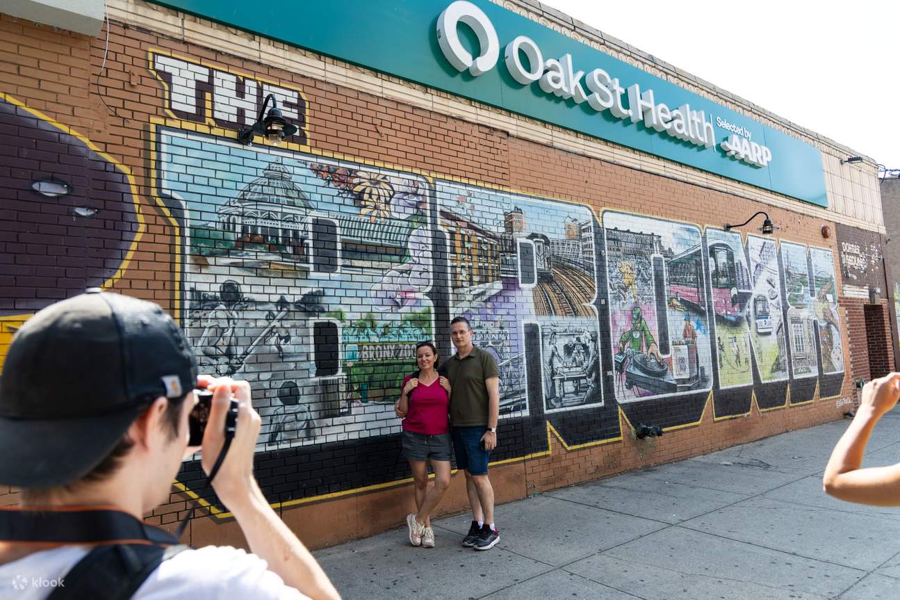 Manhattan, Queens, Bronx & Brooklyn- City of Contrasts Tour in NYC ...