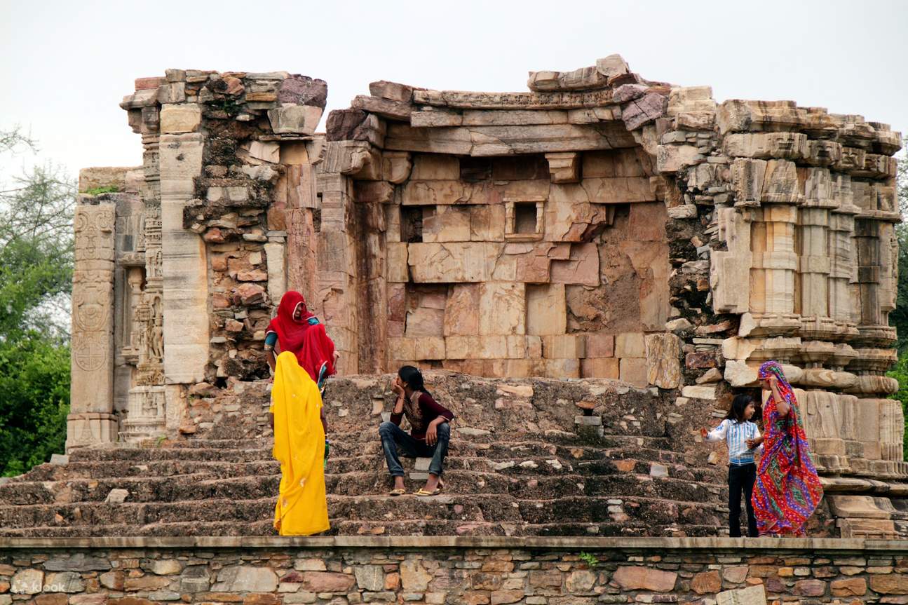 Udaipur Chittorgarh Fort Day Tour - Klook
