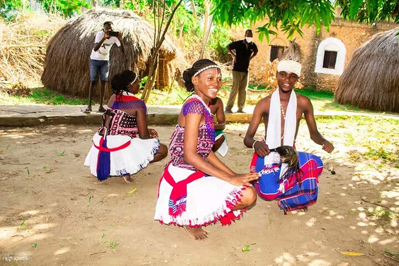 Mombasa: Bombolulu Workshops And Cultural Centre Guided Tour. - Klook ...