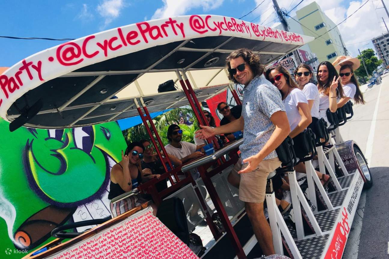 Pengalaman Merangkak Bar Basikal Berganda di Wynwood - Klook Amerika ...