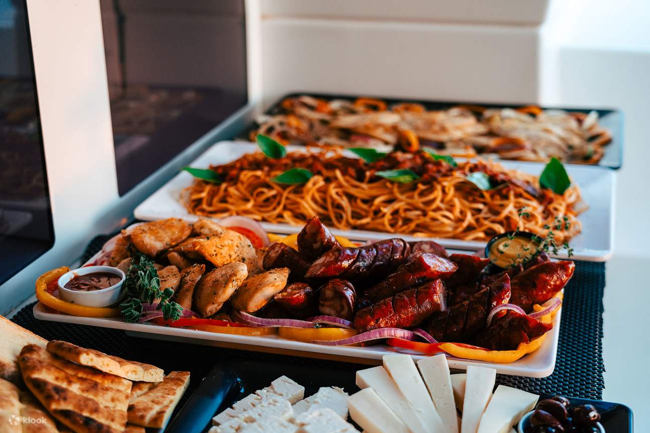 Santorini: Luxury Boat Cruise with Lunch, BBQ, Drinks & Transfers ...