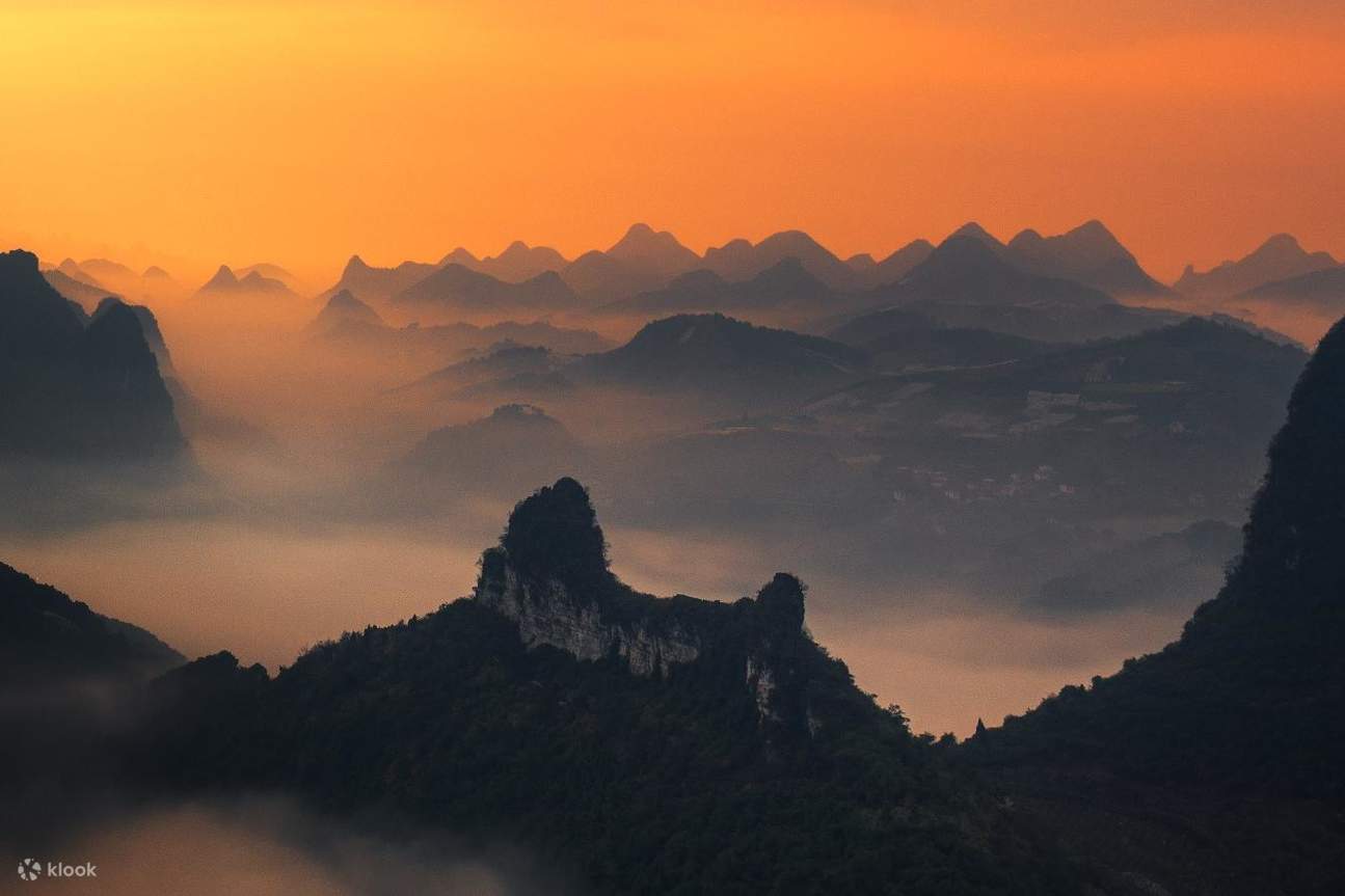 Guilin Private Day Tour: Reed Flute Cave, Li River, Xianggong Mountain ...