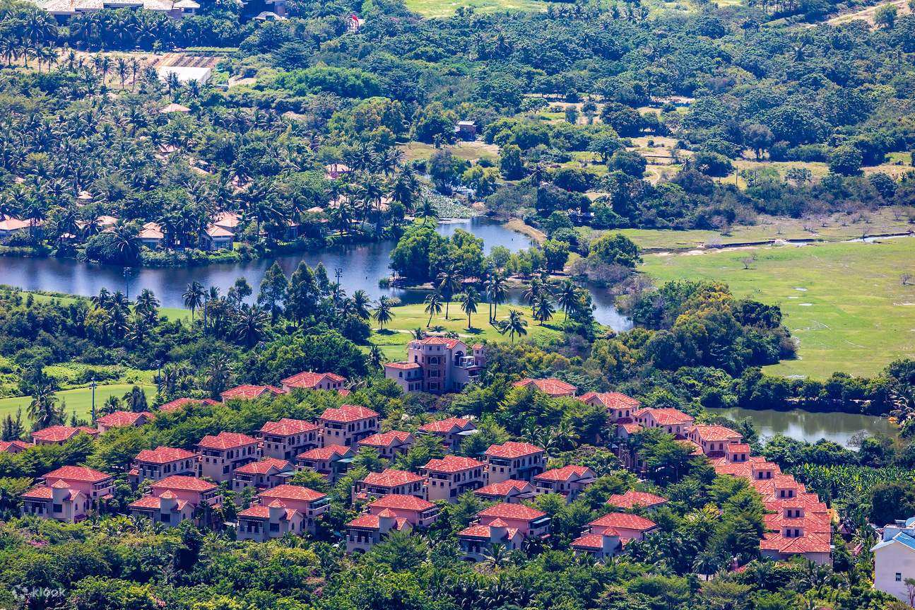 5-Day Hainan Tour (Sanya + Wuzhizhou Island + Nanshan Temple + Luhuitou ...