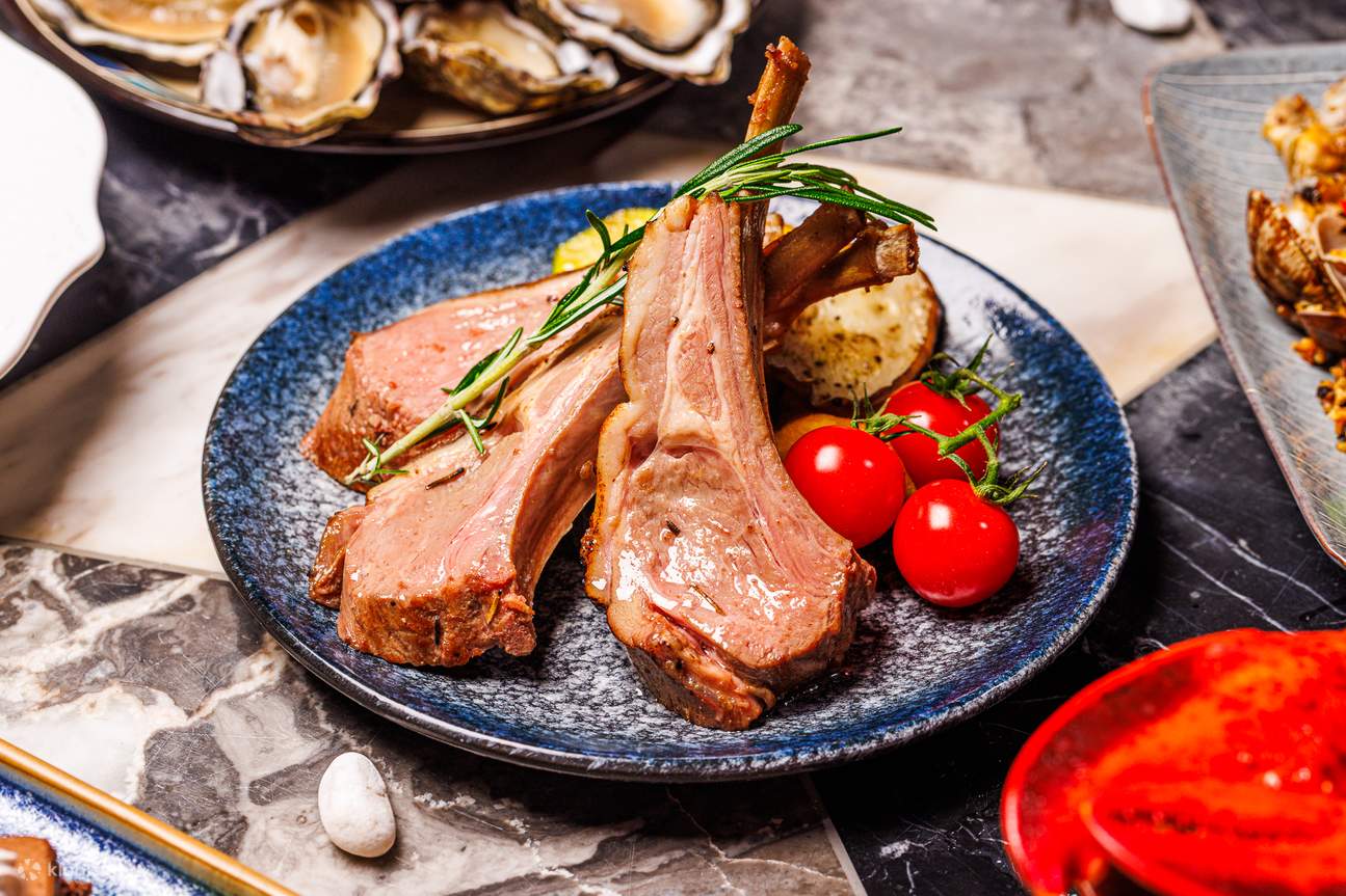 Hotel COZi Oasis | The Platter | Lunch Buffet, Dinner Buffet | Buffet ...