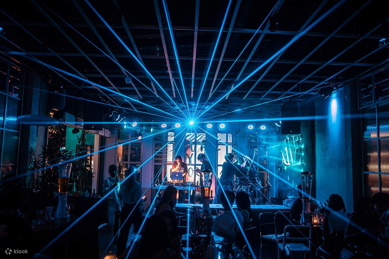 Exploring Pattaya Signature Nightlife Pub Crawl Tour - Klook Hong Kong