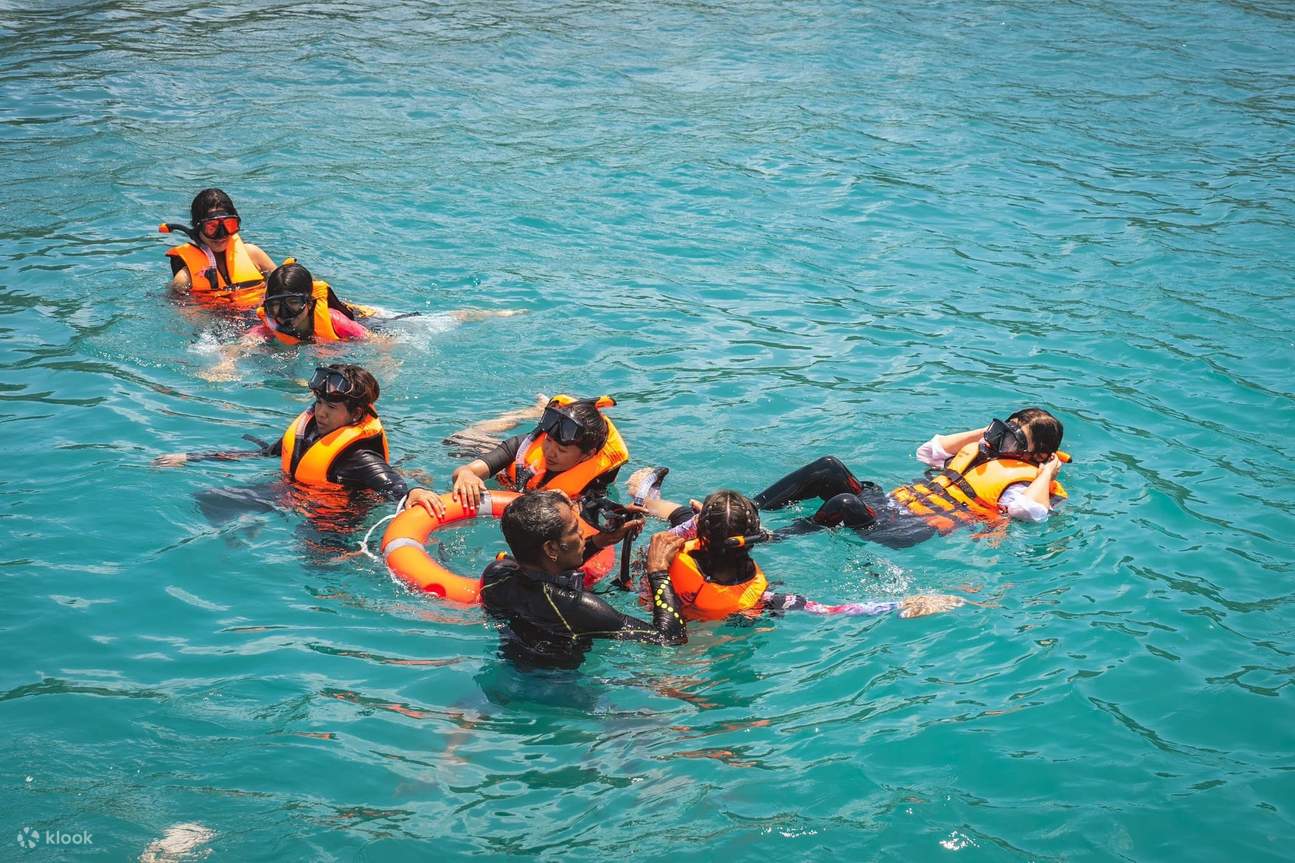 Lawatan Setengah Hari ke Koh Tan dan Pig Island dengan Speed Catamaran ...