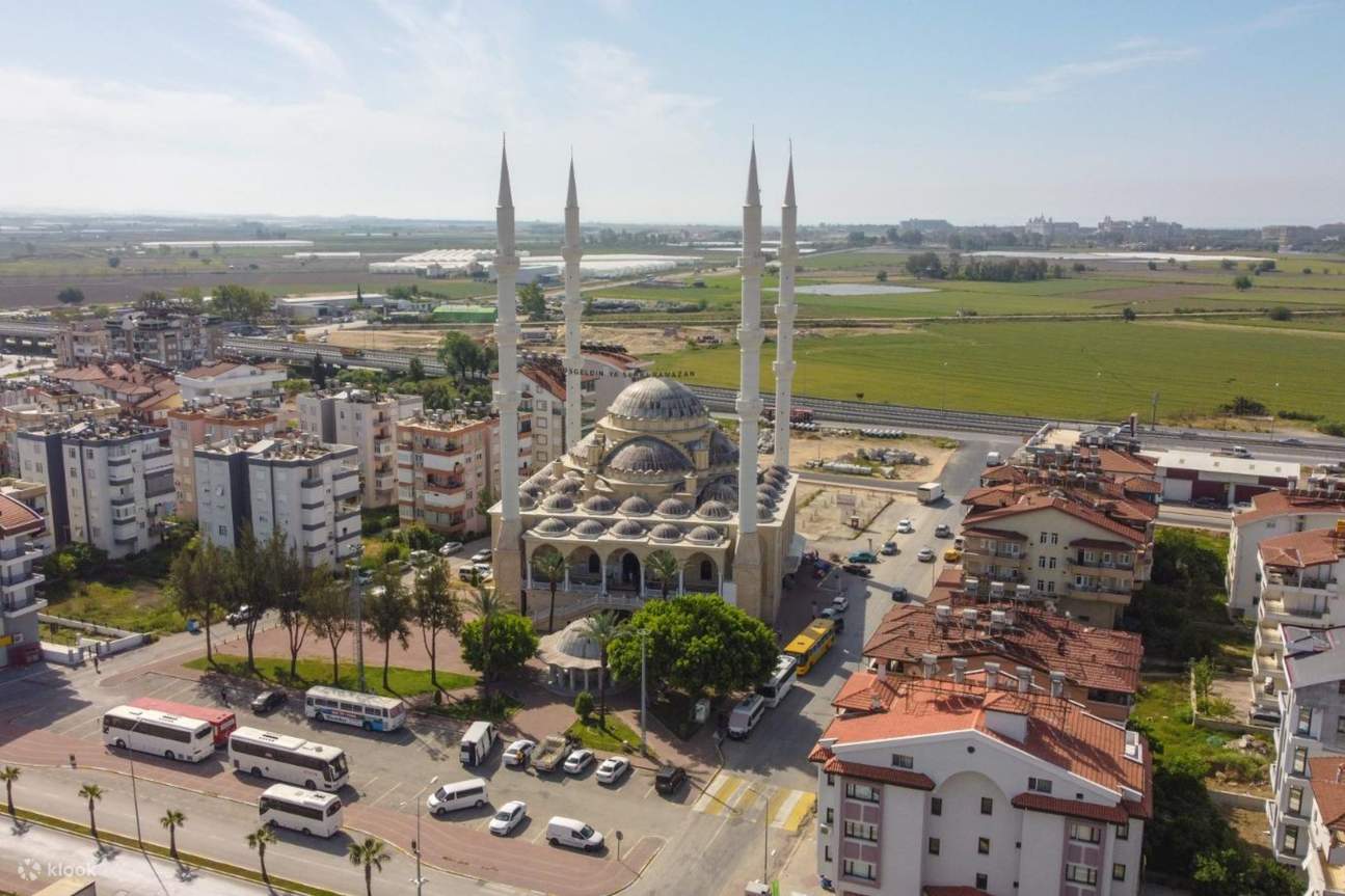 Green Lake Boat and Cabrio Bus Safari Tour from Side - Klook