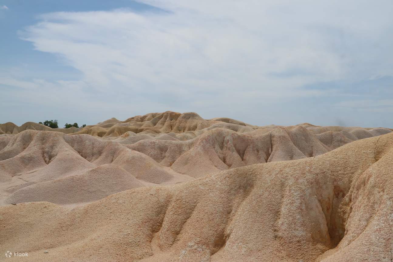 Sand Dunes & Blue Lake Bintan - Klook Singapore