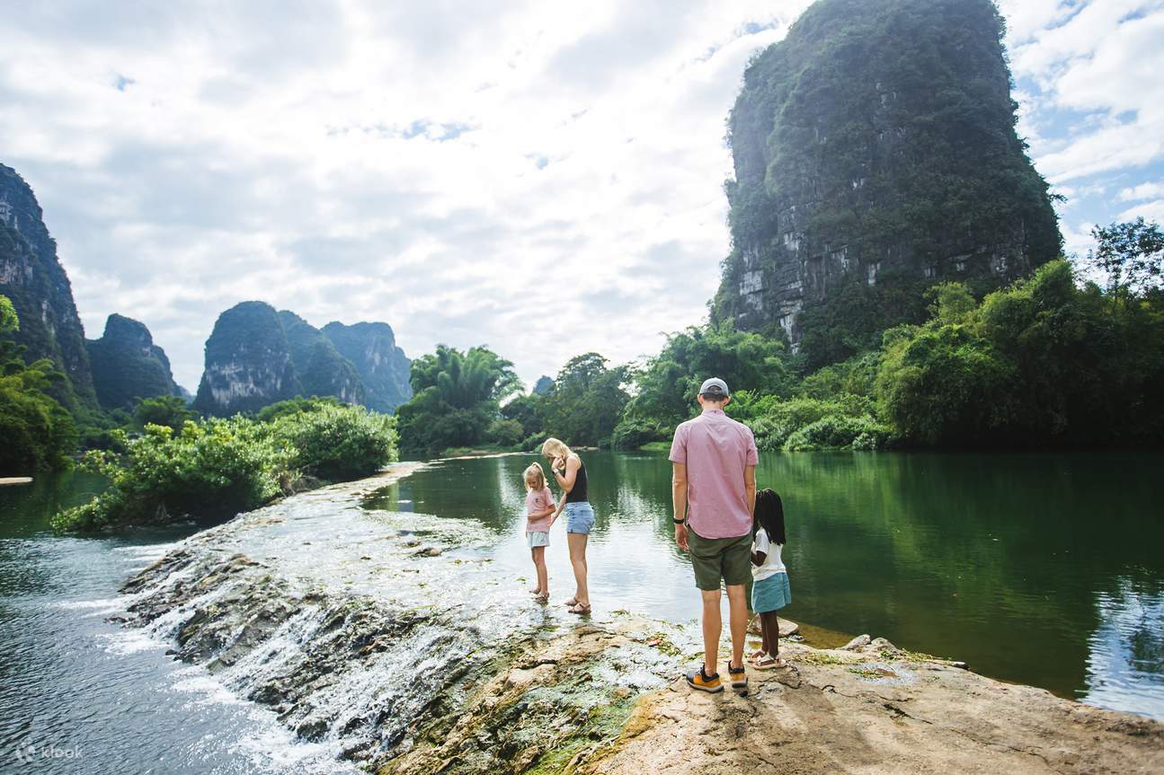 Guilin Yangshuo Li River 3-star cruise Four Lakes cruise Yulong River ...