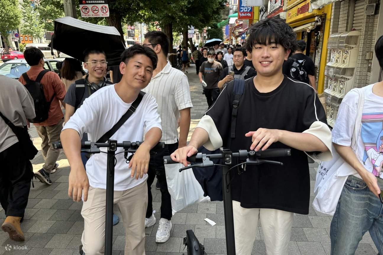 Tokyo E-Scooter Day Tour : Top Landmarks & Local Spots - Klook ประเทศไทย