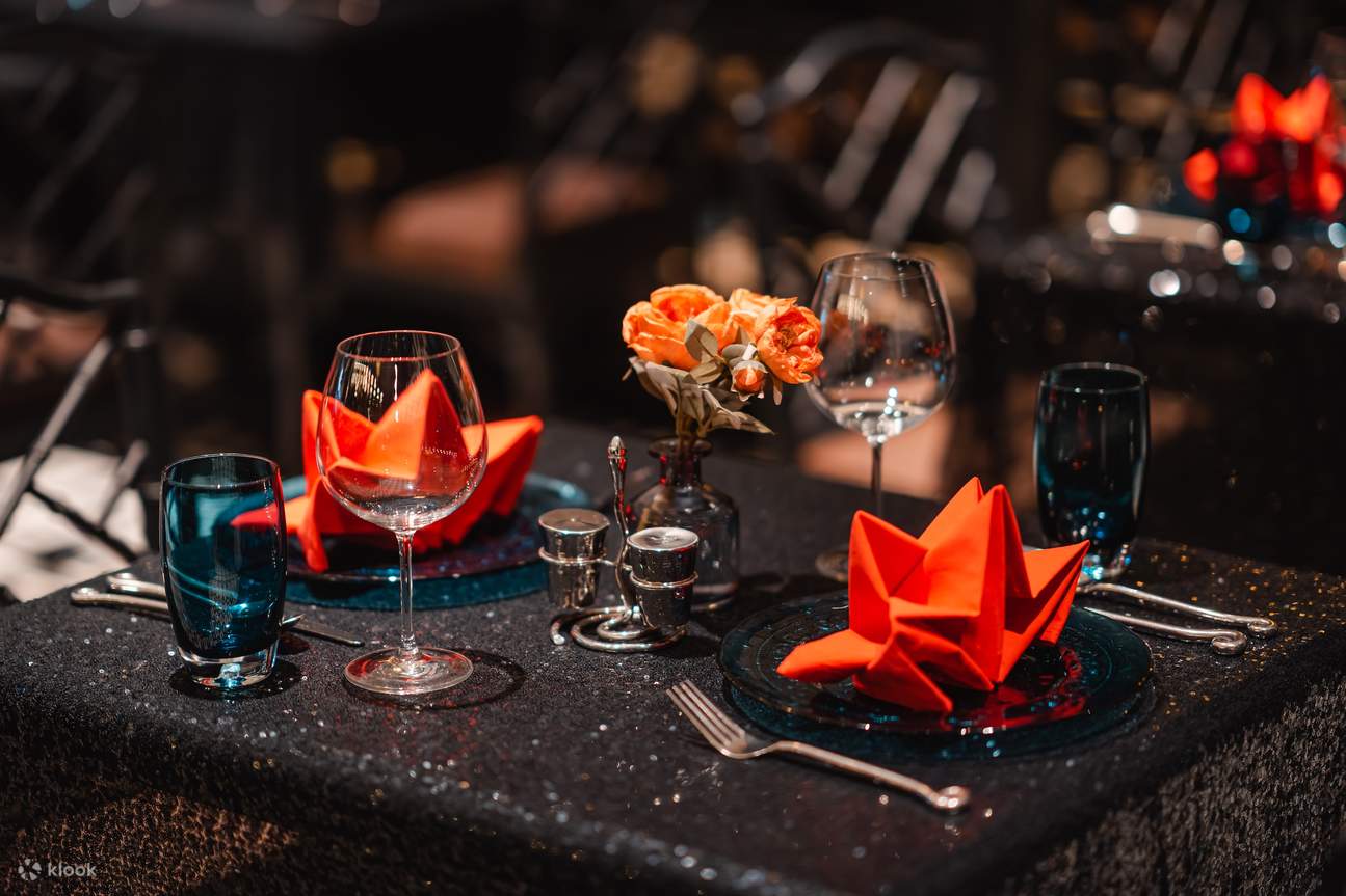 Cloud Nine Fine Dining: Pemandangan Cakrawala & Masakan Vietnam - Klook ...
