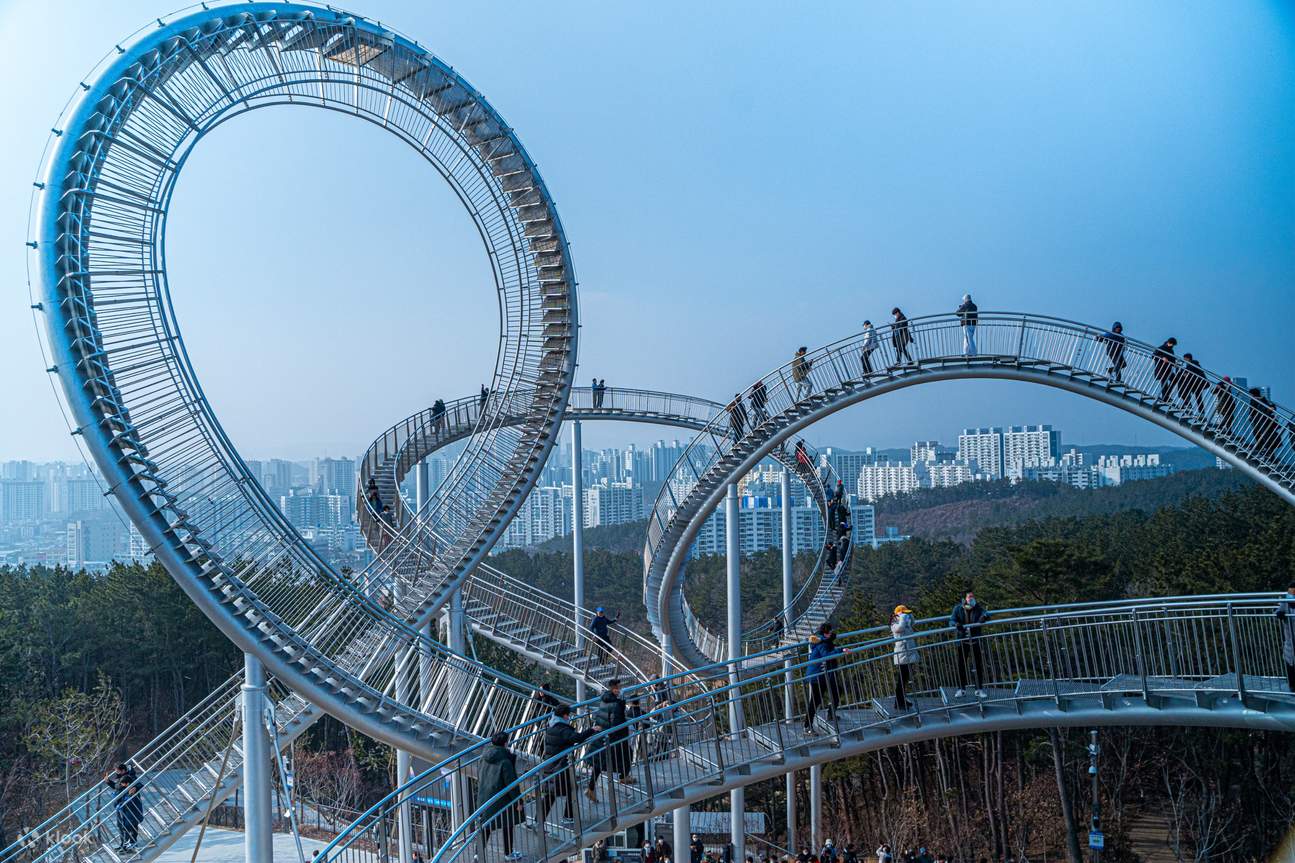 Cheongsong Huge Ice Valley dan Pohang Roller Coaster Space Walk Tour ...