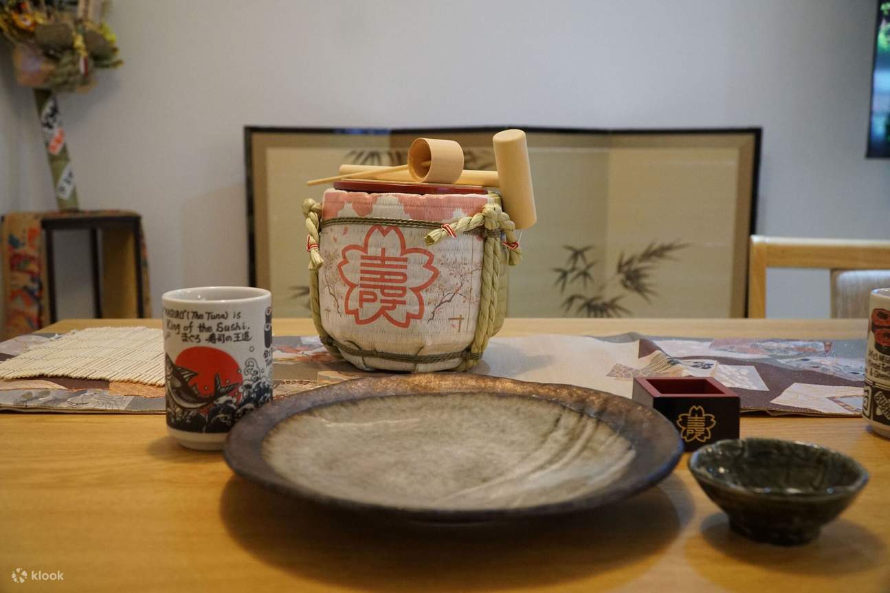 Asakusa Tokyo Sushi Making: Sake Barrel Toast & Matcha Finale - Klook ...
