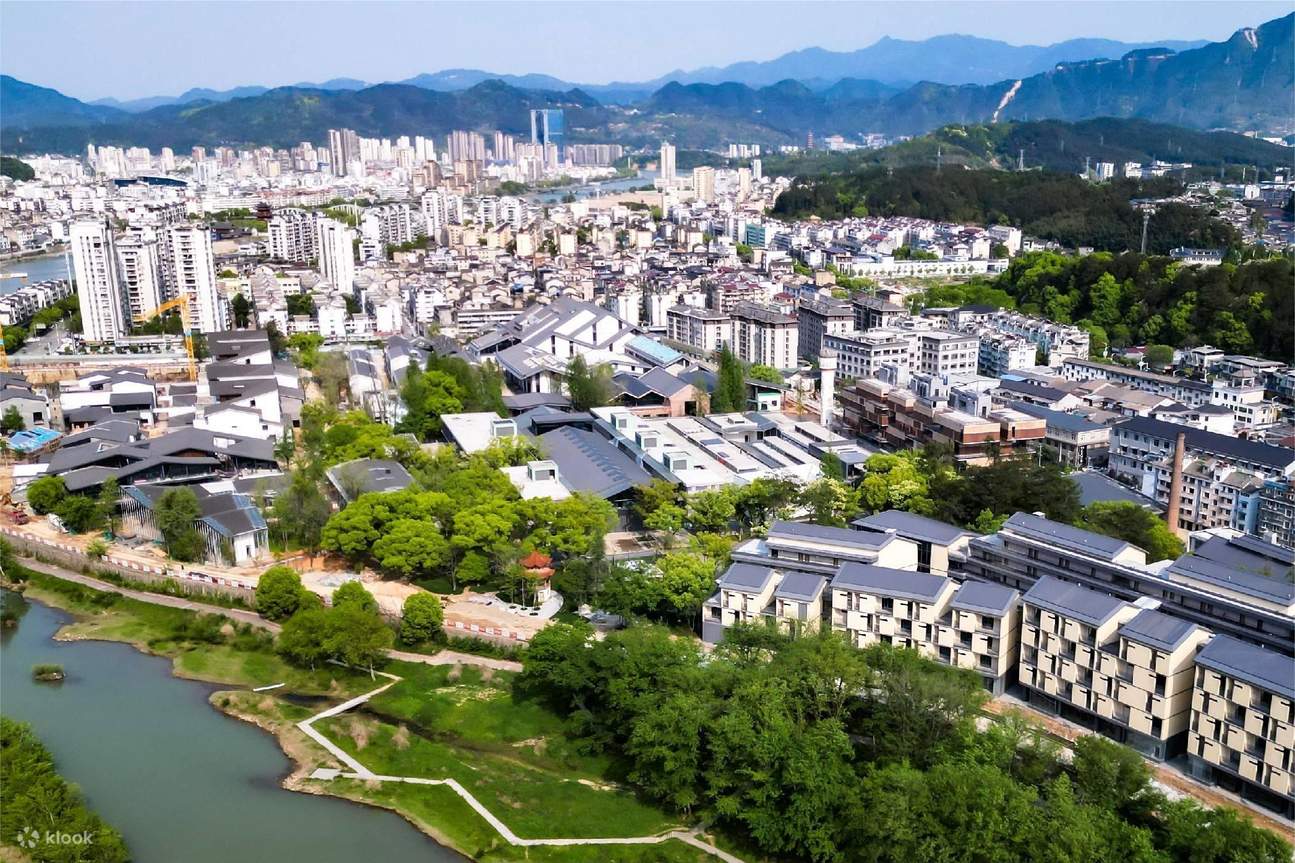 Jingdezhen Private Day Tour China Ceramics Museum Taoyangli Taoxichuan ...