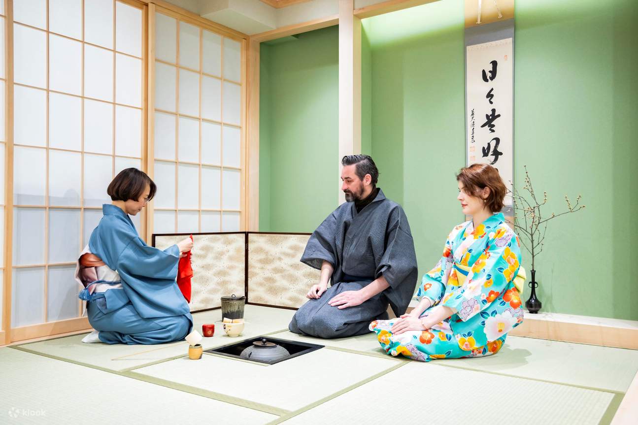 Tokyo: Authentic tea ceremony experience with a tea master in Ginza ...