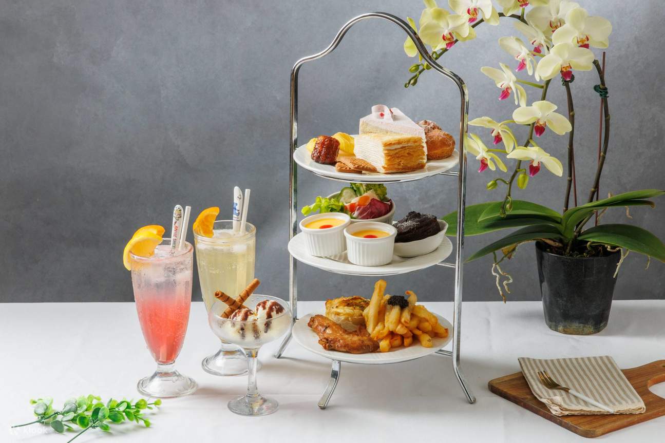 Taipei Hot Spring Public Bathhouse and Private Bathhouse at Waterhouse ...