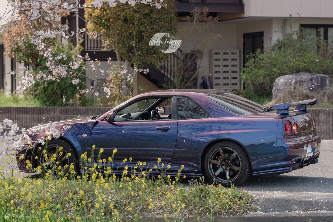 Pengalaman mobil sport di paviliun bertema Initial D - Klook Indonesia