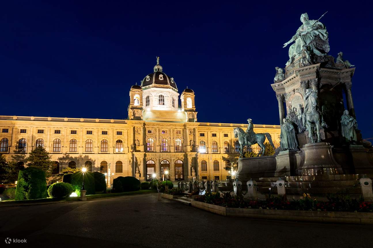 Vienna Join In Panoramic Night Bus Tour - Klook