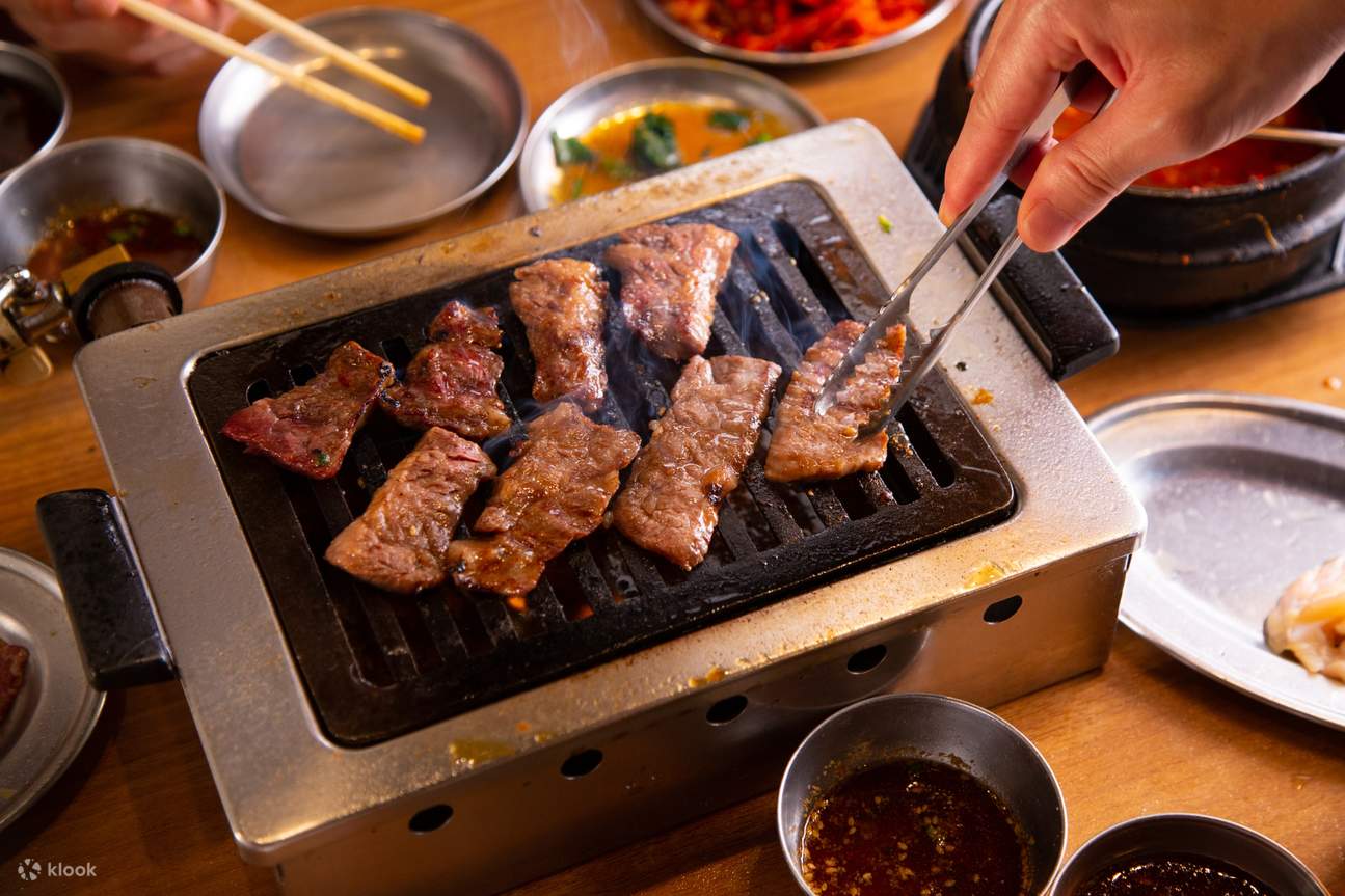 Shibuya All You Can Eat Yakiniku Osaka Yakisoba・ホルモンふたご Tokyo - Klook ...