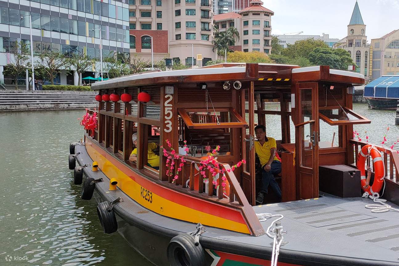 Singapore River Bumboat Cruise Half Day Tour with TUNGLOK Dinner ...