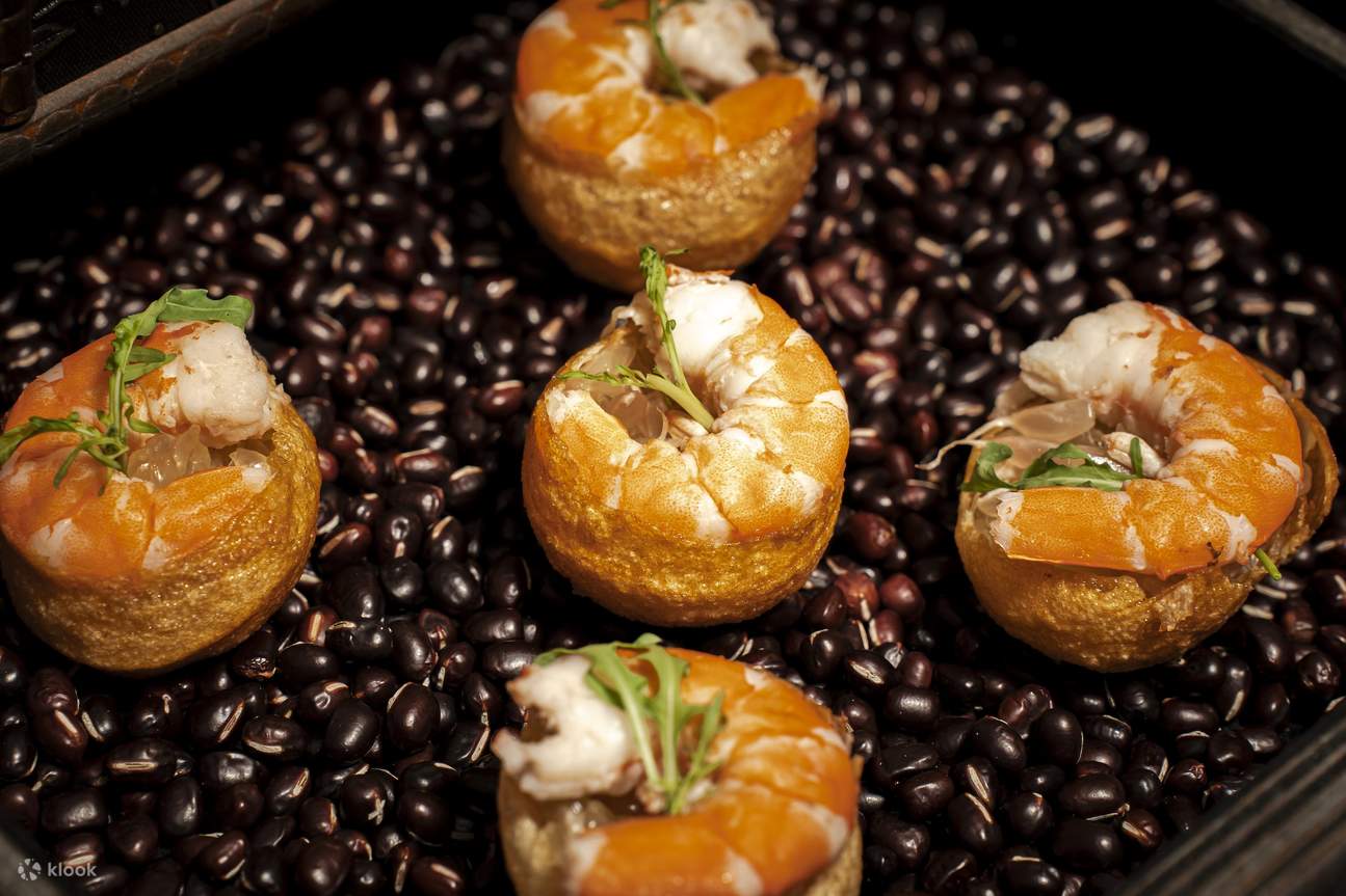 Saigon Sunset Tour mit der Luxusyacht - Klook, Vereinigte Staaten