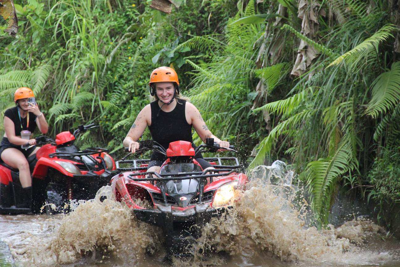 Das Quad Fahrt Plotzlich An