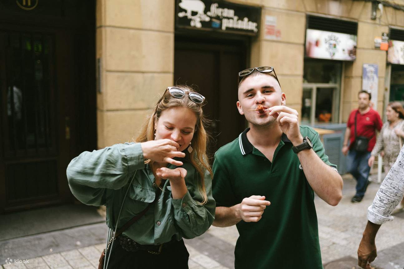 Chuyến tham quan pintxos và rượu vang tuyệt đỉnh ở San Sebastian ...