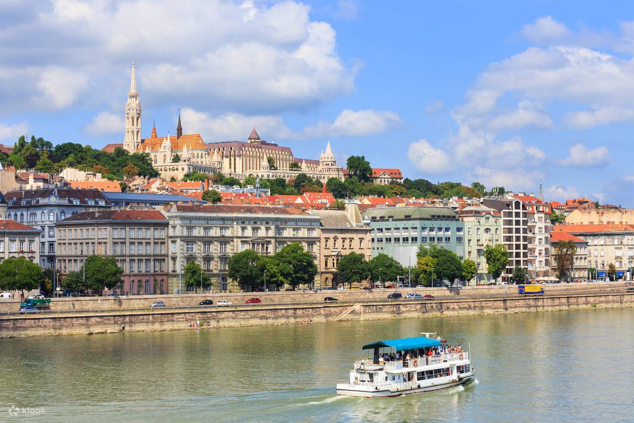 Bratislava and Budapest one-day bus tour - Klook Singapore