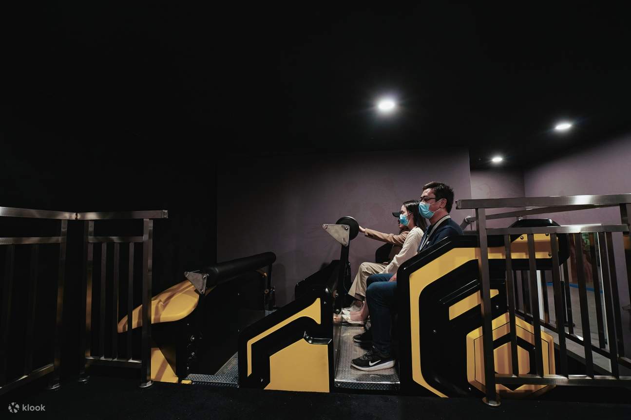 Chengdu Panda Time and Space Museum Ticket (Including Naked Eye 5D ...