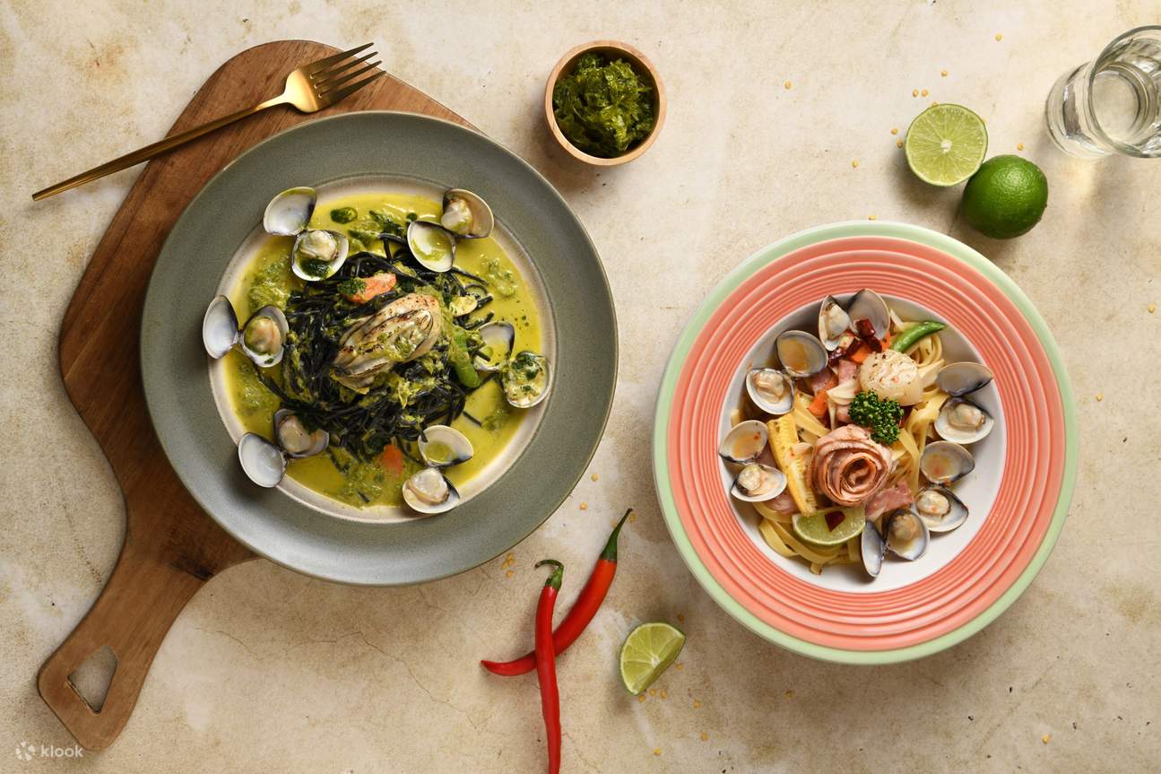 Daisy Dining Table CHUJU-Tainan Fuqian Store - Klook United States