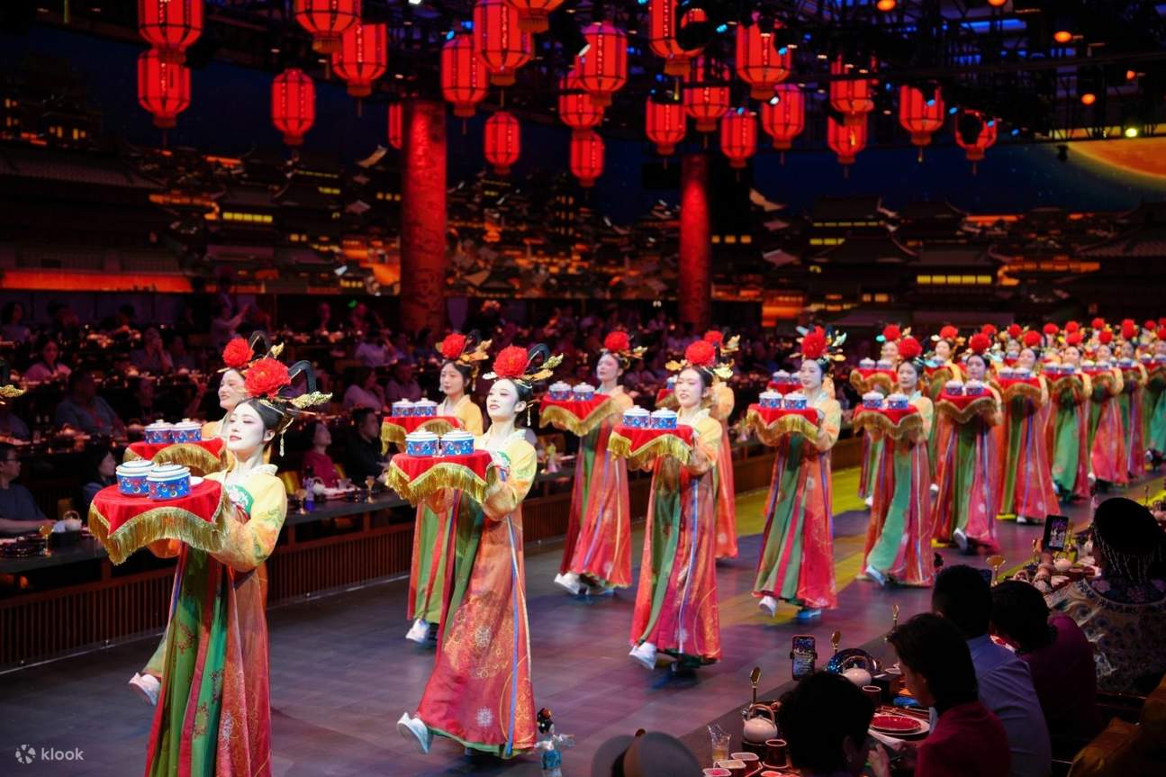 Beijing Yuxiandu Royal Cuisine Museum Experience (Emperor's luxurious ...