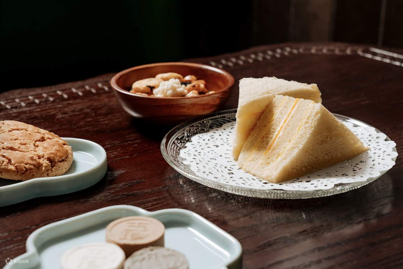 Modern Times: Records are spinning and pop is born｜Taipei Pop Music ...