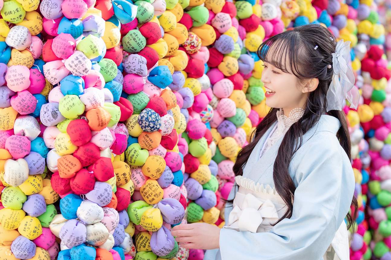 Kimono rental with hair styling (Kyoto Aiwafuku Kiyomizu Yasaka-no-to ...