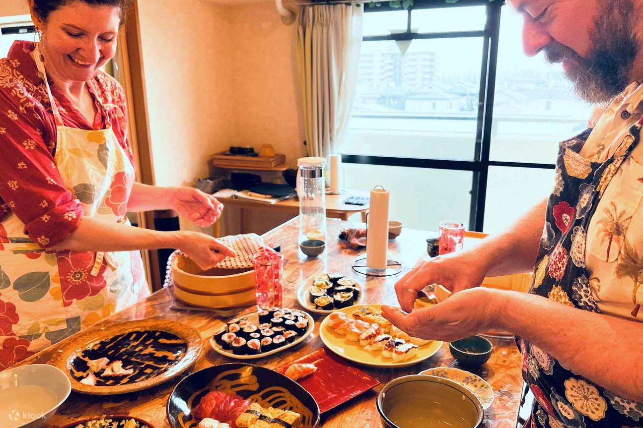 Osaka: Modern Vegetarian Sushi Cooking Class - Klook