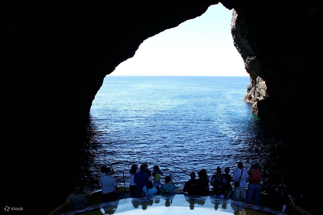 Discover the Bay Hole in the Rock Sightseeing Cruise - Klook Philippines
