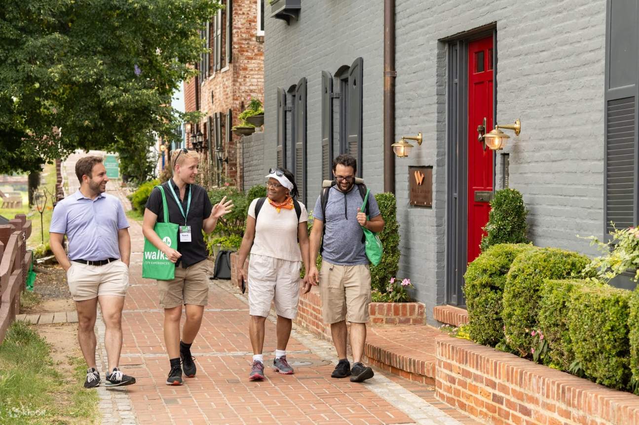 Tour a piedi del fiume Potomac e di Georgetown a Washington DC - Klook ...