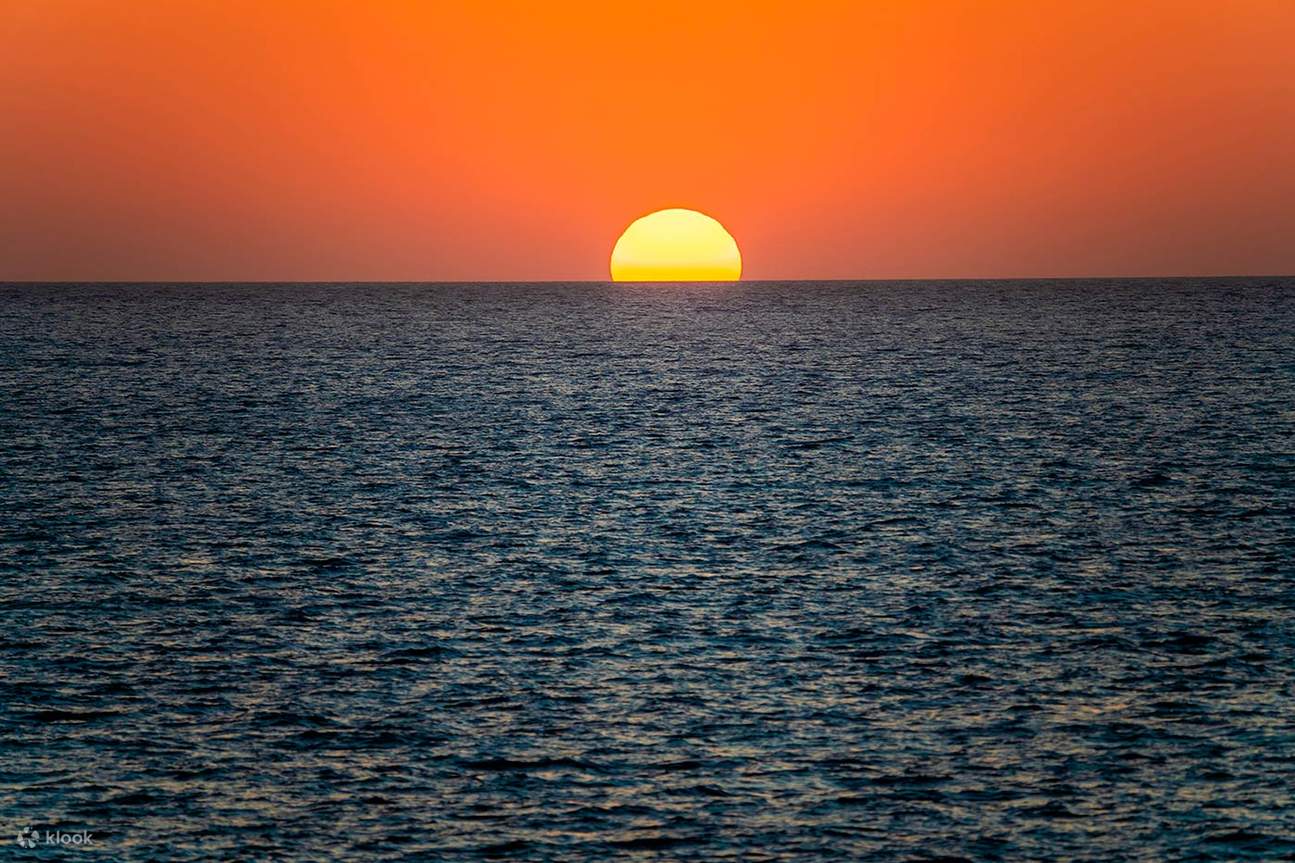 Santorini Sunset Catamaran Cruise: Swim Stops, Dinner and Drinks - Klook