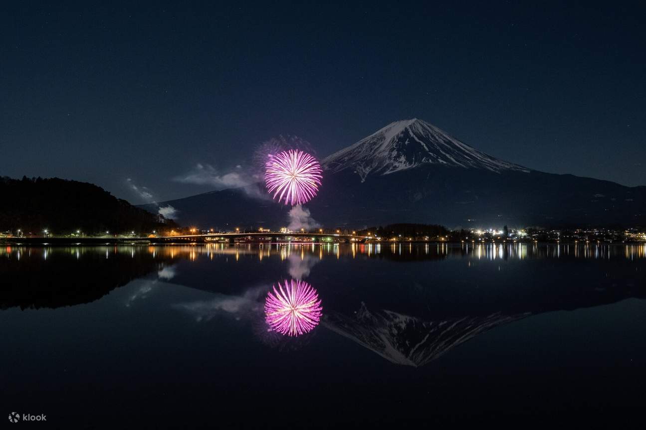 Mount Fuji Lake Kawaguchi Winter Fireworks Festival One-Day Tour - Klook